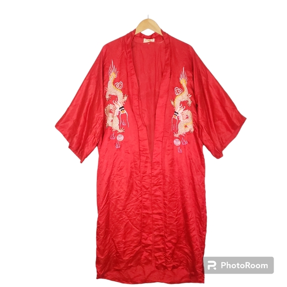 Kimonos & Yukatas | Vintage Golden Dragon Chinese Embroidered Kimono ...